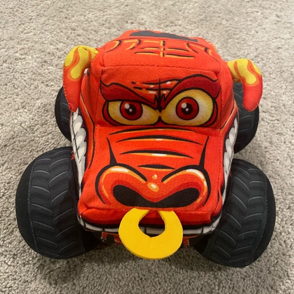 Monster Jam | Toys | Monster Jam Truckin Pals El Toro Loco Plush ...